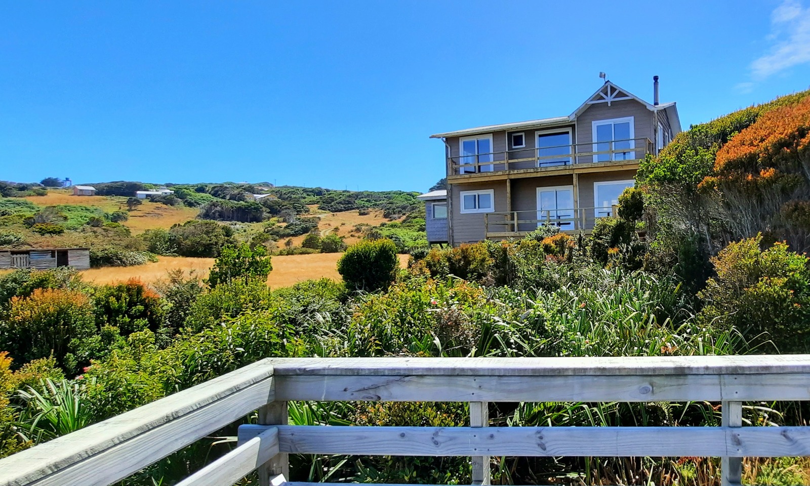 house for sale with ocean front in Patagonia
